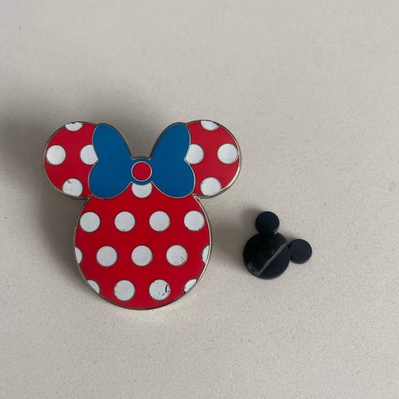 Disney | Other | Minnie Mouse Flag Mickey Trading Pin Americana ...